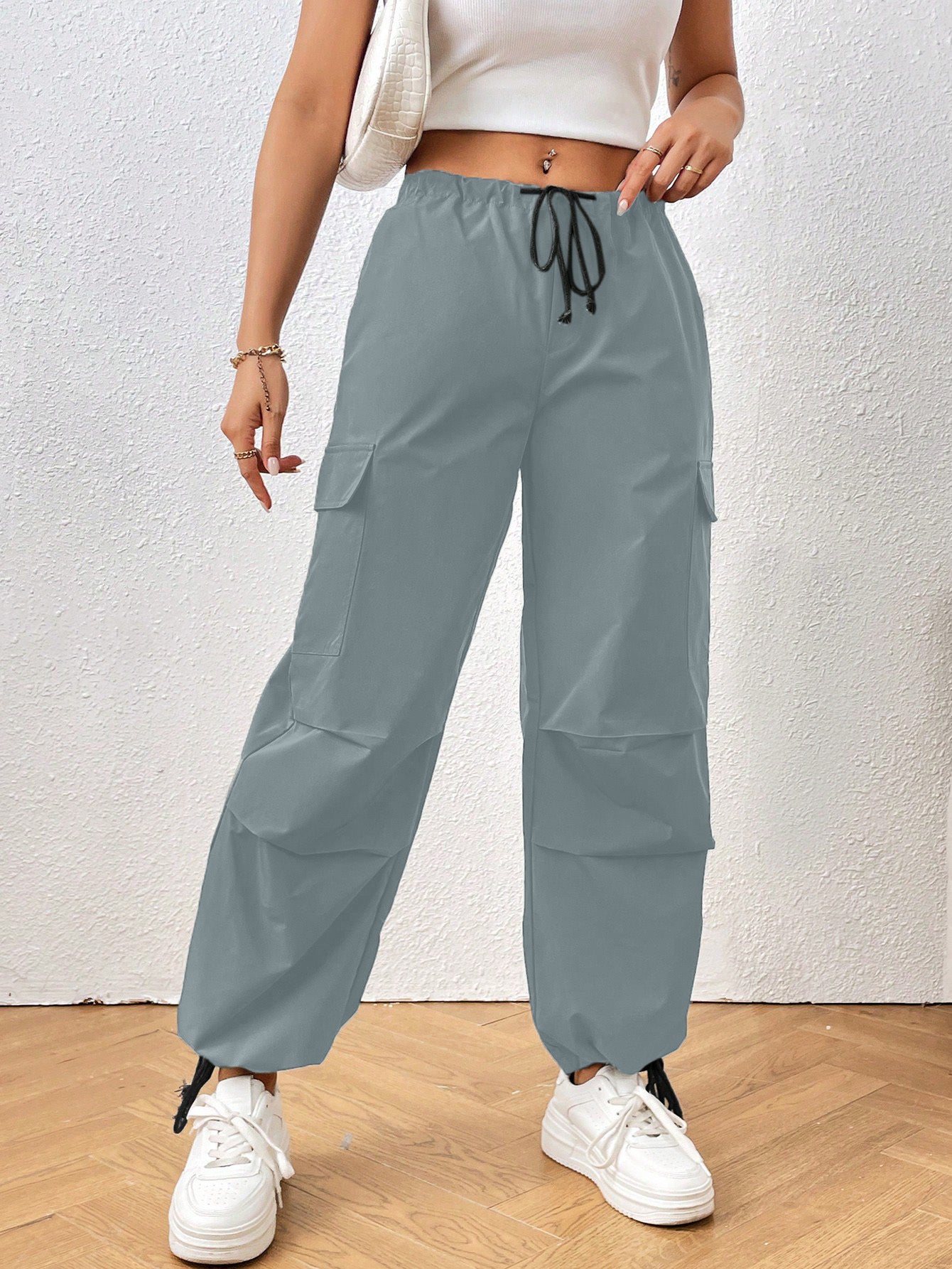 ADELINA SOLID DRAWSTRING WAIST FLAP POCKET SIDE PARACHUTE CARGO PANTS – Aahwan